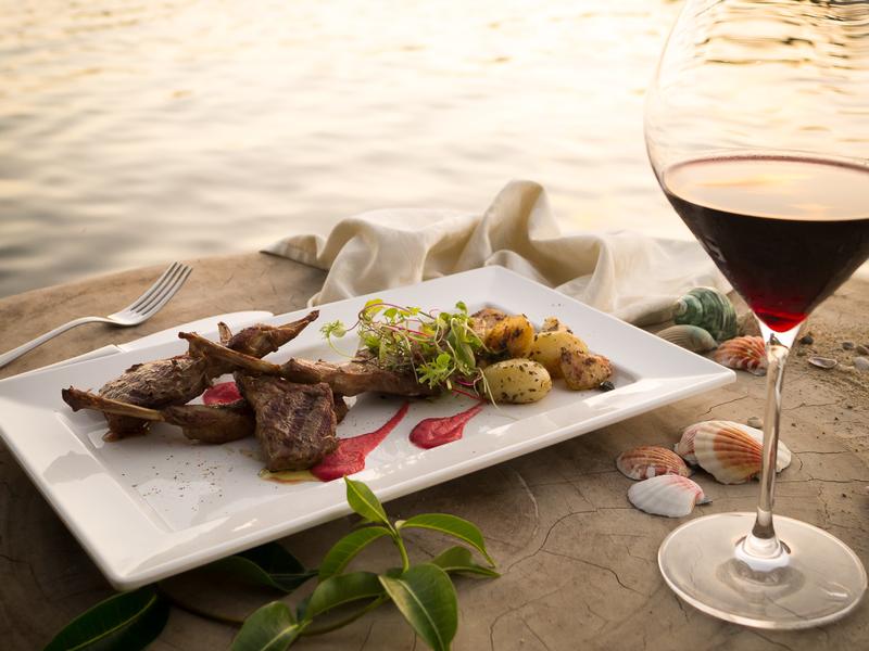 Incanto restaurant & lounge bar