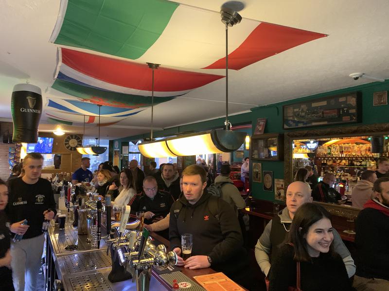 Slainte irish pub